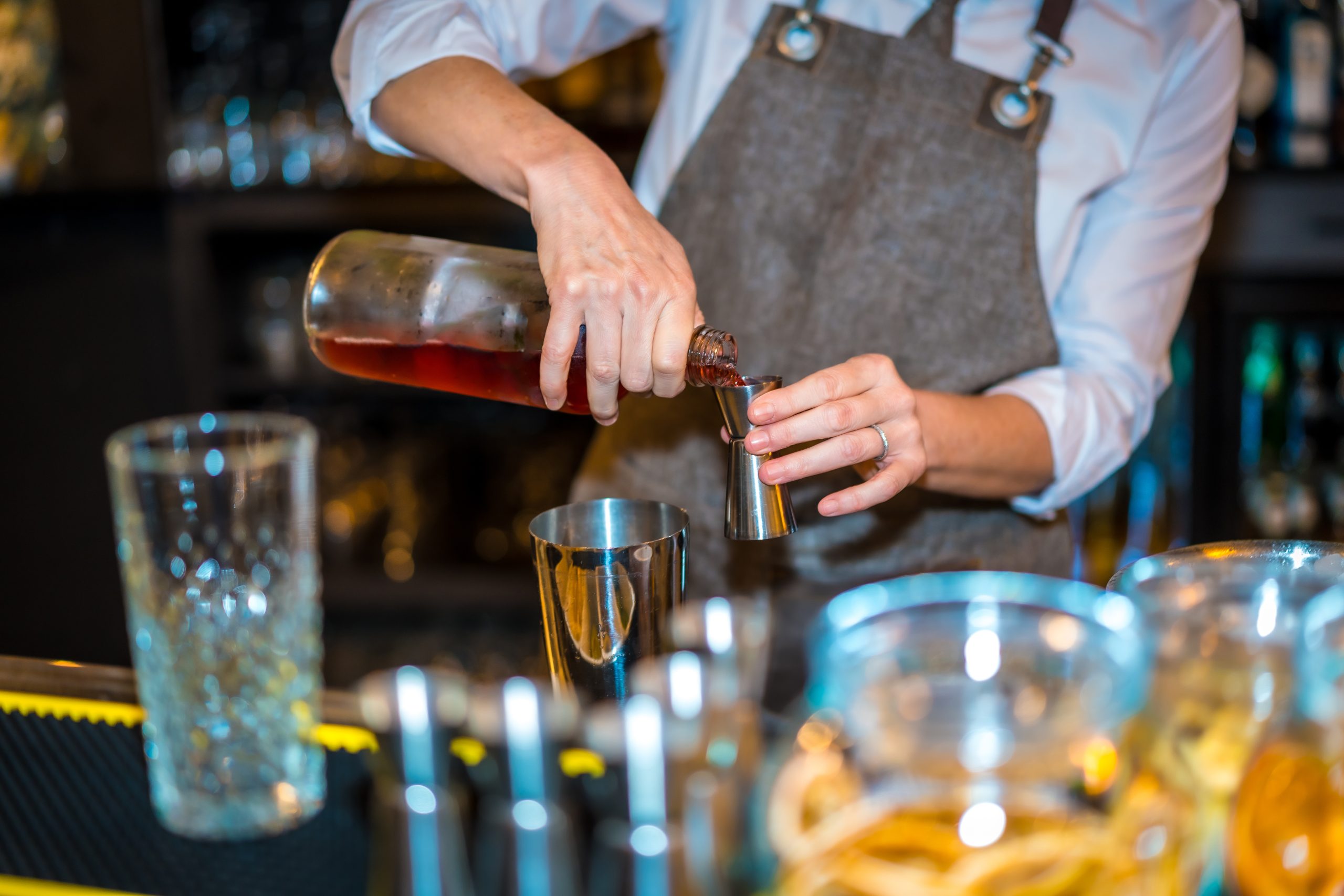 Importance of Alcohol Service in Establishing a Dining Experience