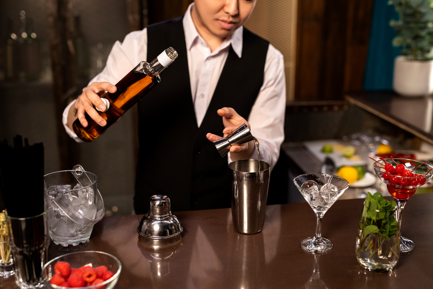 Improving Communication for Liquor Servers